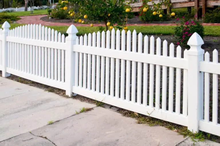 Best White Picket Fence Ideas, Designs, Pictures in 2026 | Own The Yard