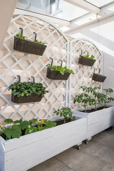 DIY Spring Planter Box, 55% OFF | www.pinnaxis.com