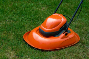 The 4 Best Hover Mowers for Lawns on the Market in 2025
